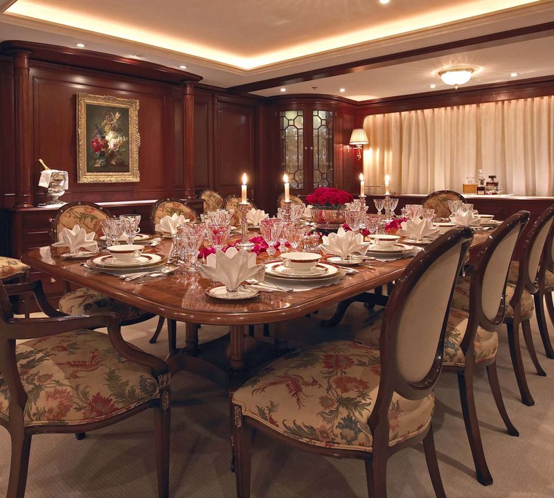 Yacht NEW HAMPSHIRE, a Feadship Superyacht | CHARTERWORLD Luxury ...